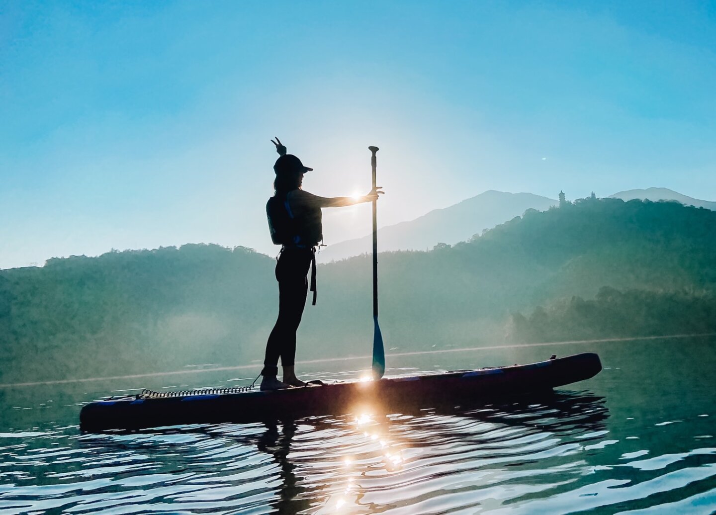 樂晴SUP俱樂部 | ⛅日出時段⛅ 南投日月潭｜月牙灣秘境SUP立槳｜專業教練＆空拍攝影｜提供中/粵/英服務